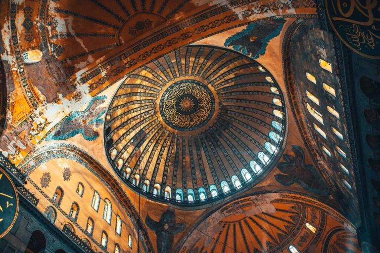 Unraveling the Secrets of Hagia Sophia’s Iconic Dome - The Other Tour