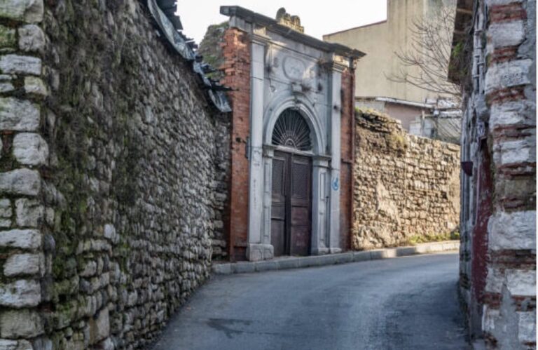 Jewish Istanbul and the Turkish-Jewish Connection - The Other Tour