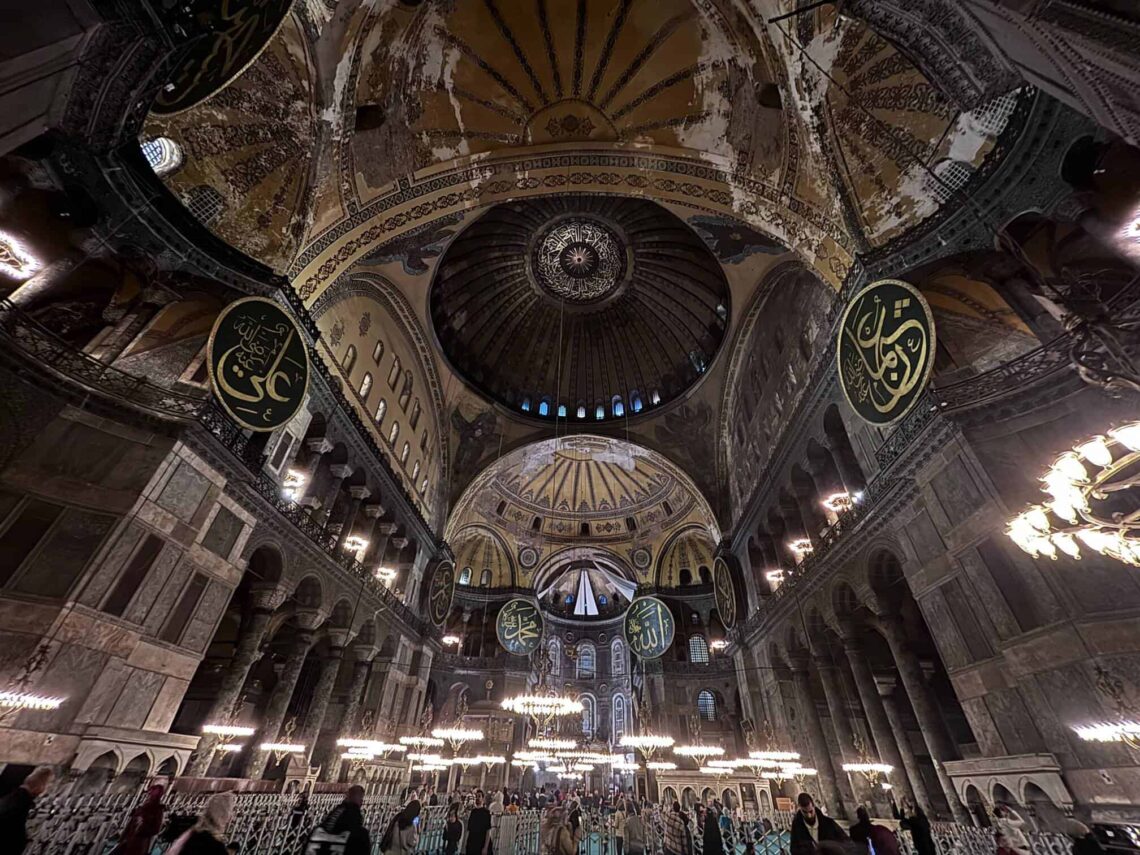 Unraveling the Secrets of Hagia Sophia’s Iconic Dome - The Other Tour