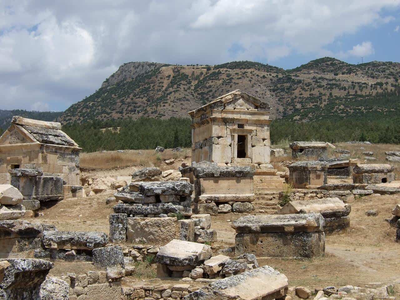 Hierapolis Ancient City - Turkey’s Ancient Spa Town - The Other Tour