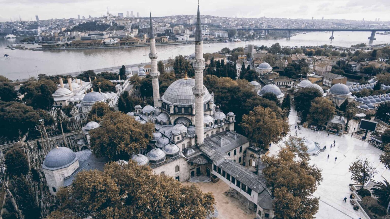 Mehmet II: The Renaissance Sultan Who Took Constantinople - The Other Tour